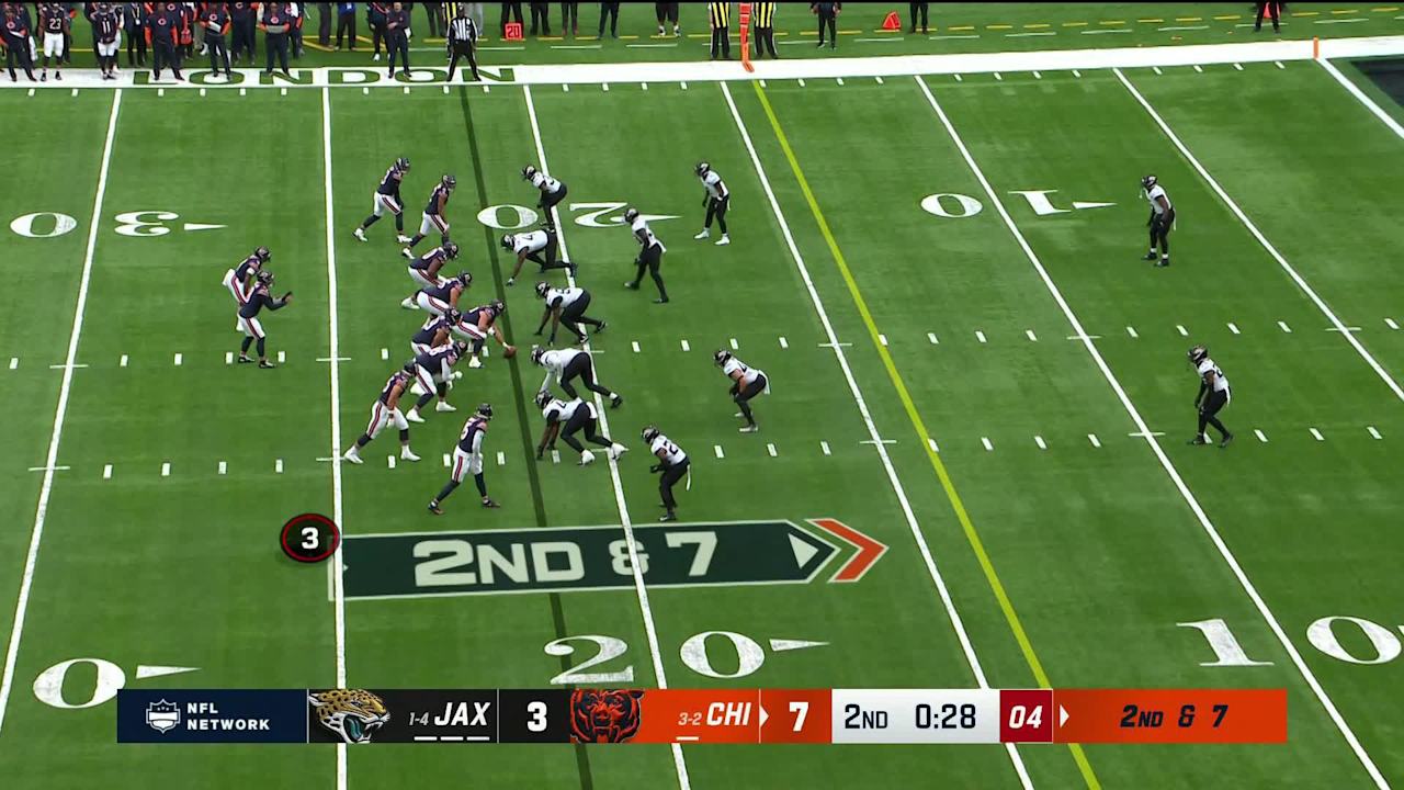 Chicago Bears quarterback Caleb Williams' 19-yard scramble gets Bears ...