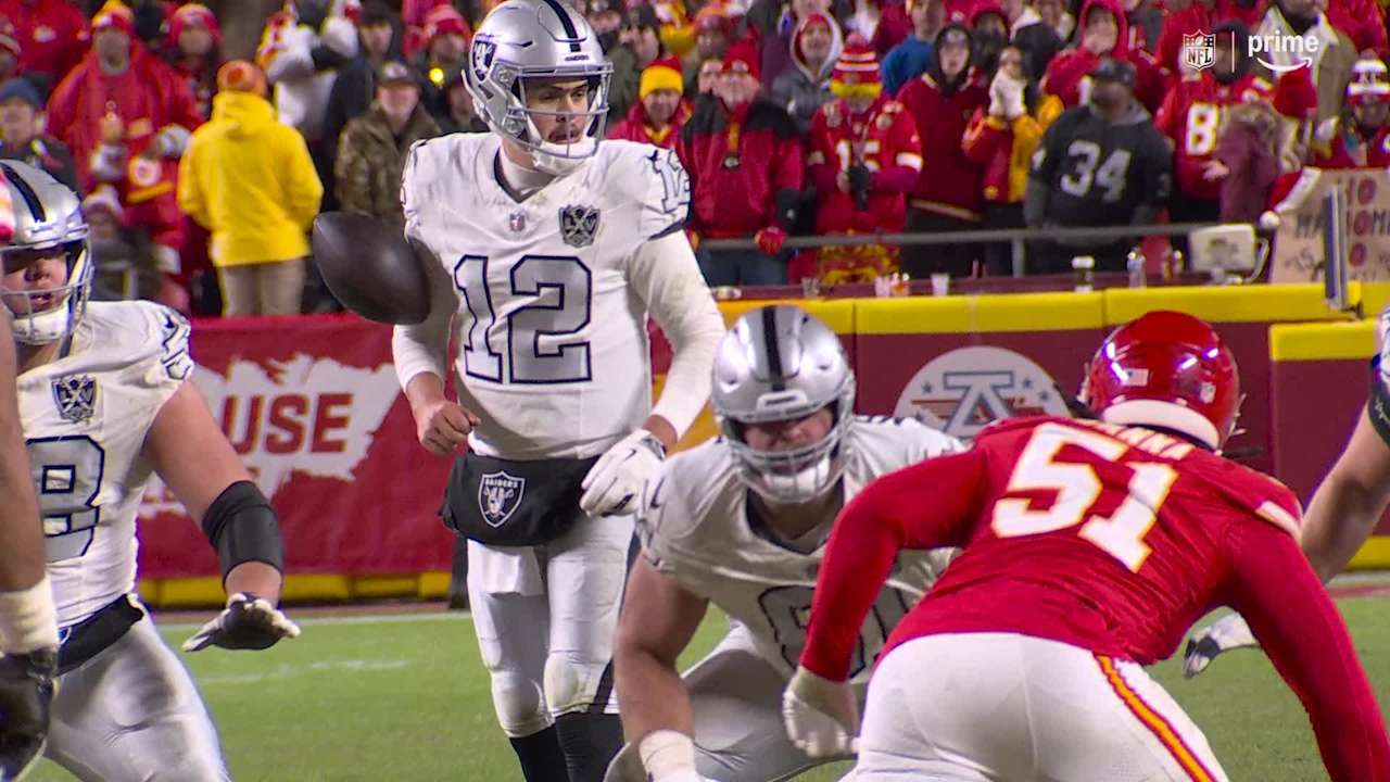 Kansas City Chiefs clinch 2024 playoff spot after recovering Las Vegas ...