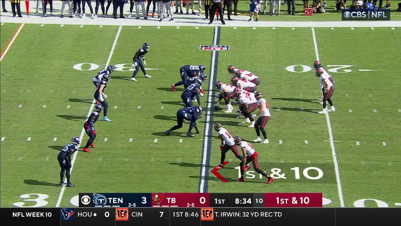 Tampa Bay Buccaneers wide receiver Chris Godwin absorbs hit while ...