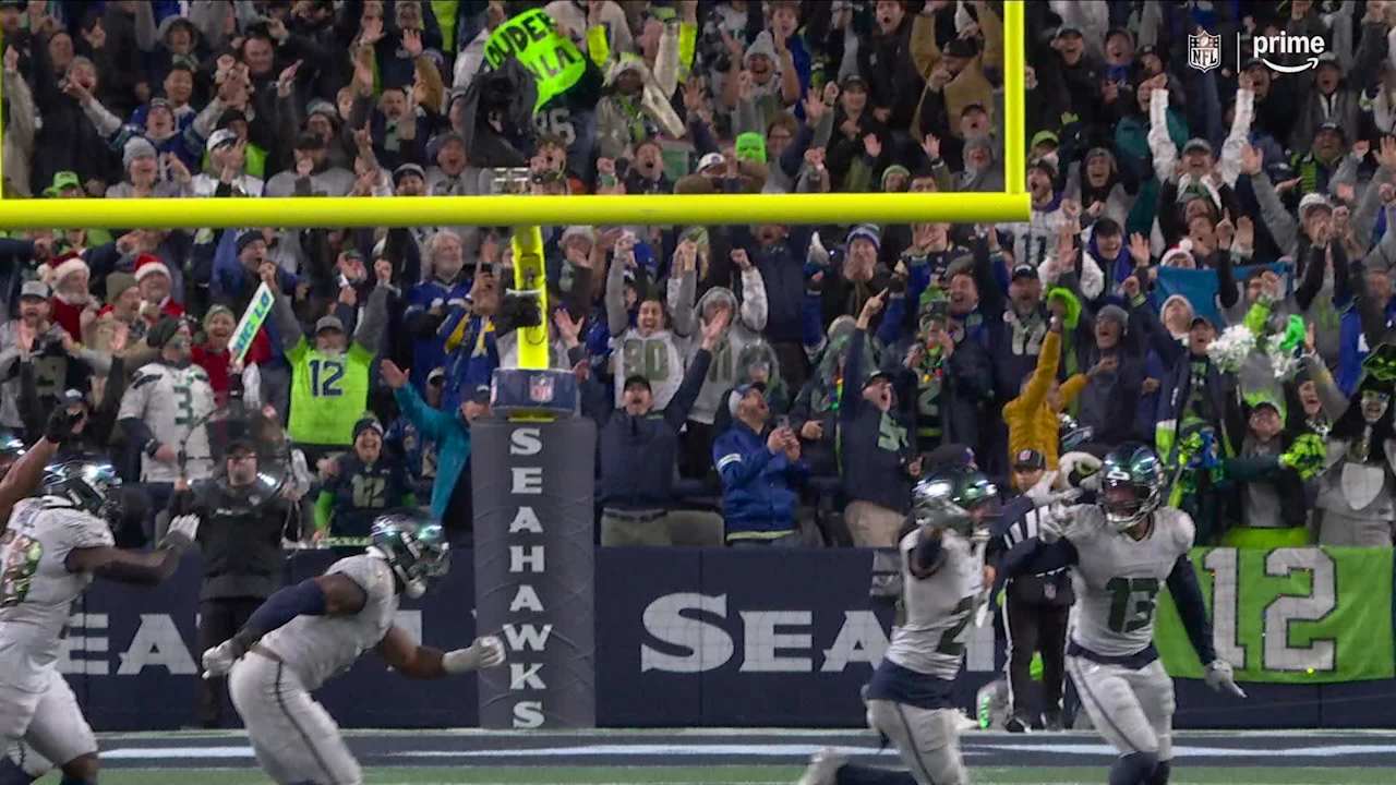 Los Angeles Rams kicker Harrison Mevis' 48-yard field goal is wide ...