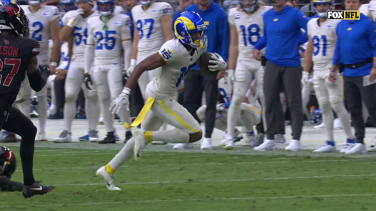 Los Angeles Rams wide receiver Demarcus Robinson's third-down drag ...