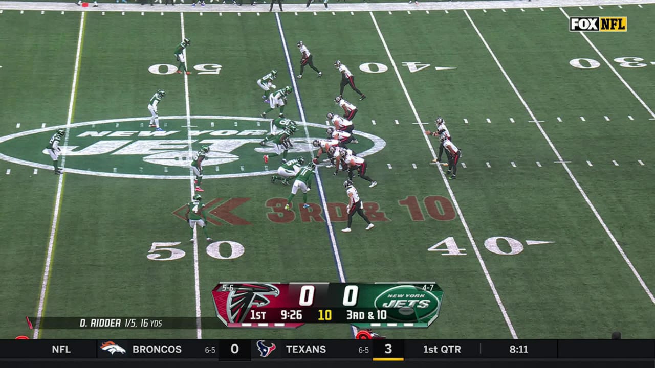 New York Jets defensive end Jermaine Johnson and defensive tackle ...