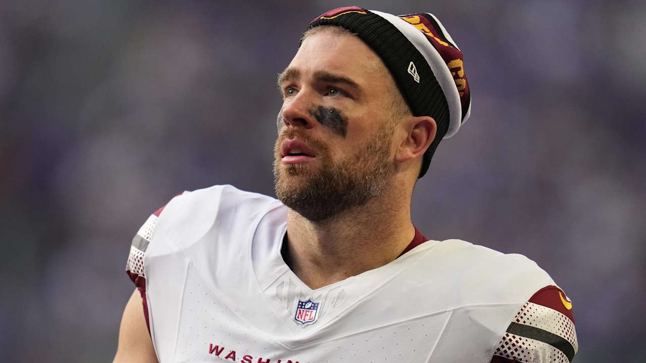 TE Zach Ertz plans to play in 2026, expected to be cleared from torn ...
