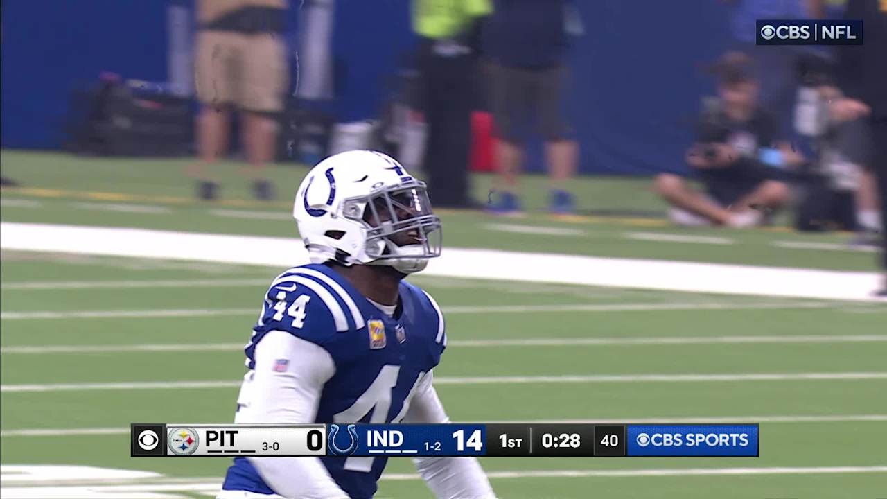 Indianapolis Colts linebacker Zaire Franklin stonewalls Pittsburgh Steelers quarterback Justin ...