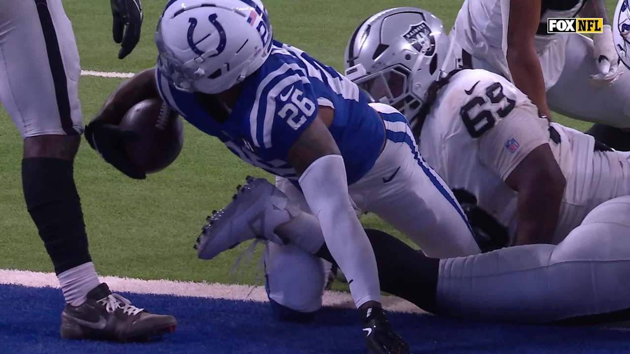 Indianapolis Colts running back Ameer Abdullah scores a TD vs. his ...