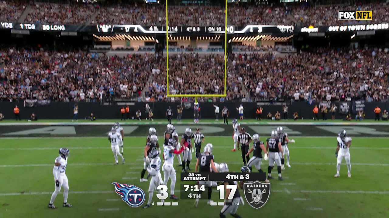 Las Vegas Raiders kicker Daniel Carlson drills a 29-yard field goal to ...
