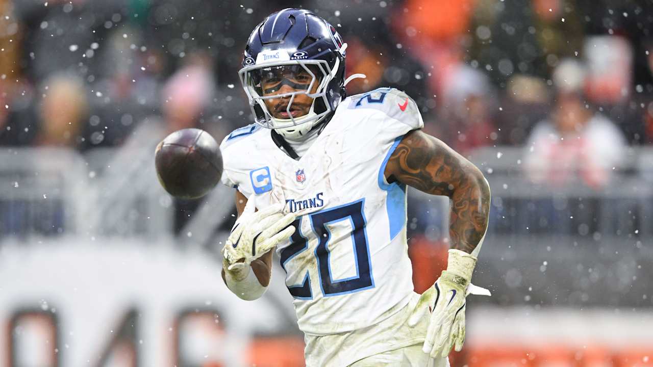 Tony Pollard 'wasn't really paying attention to' talk about Titans ...