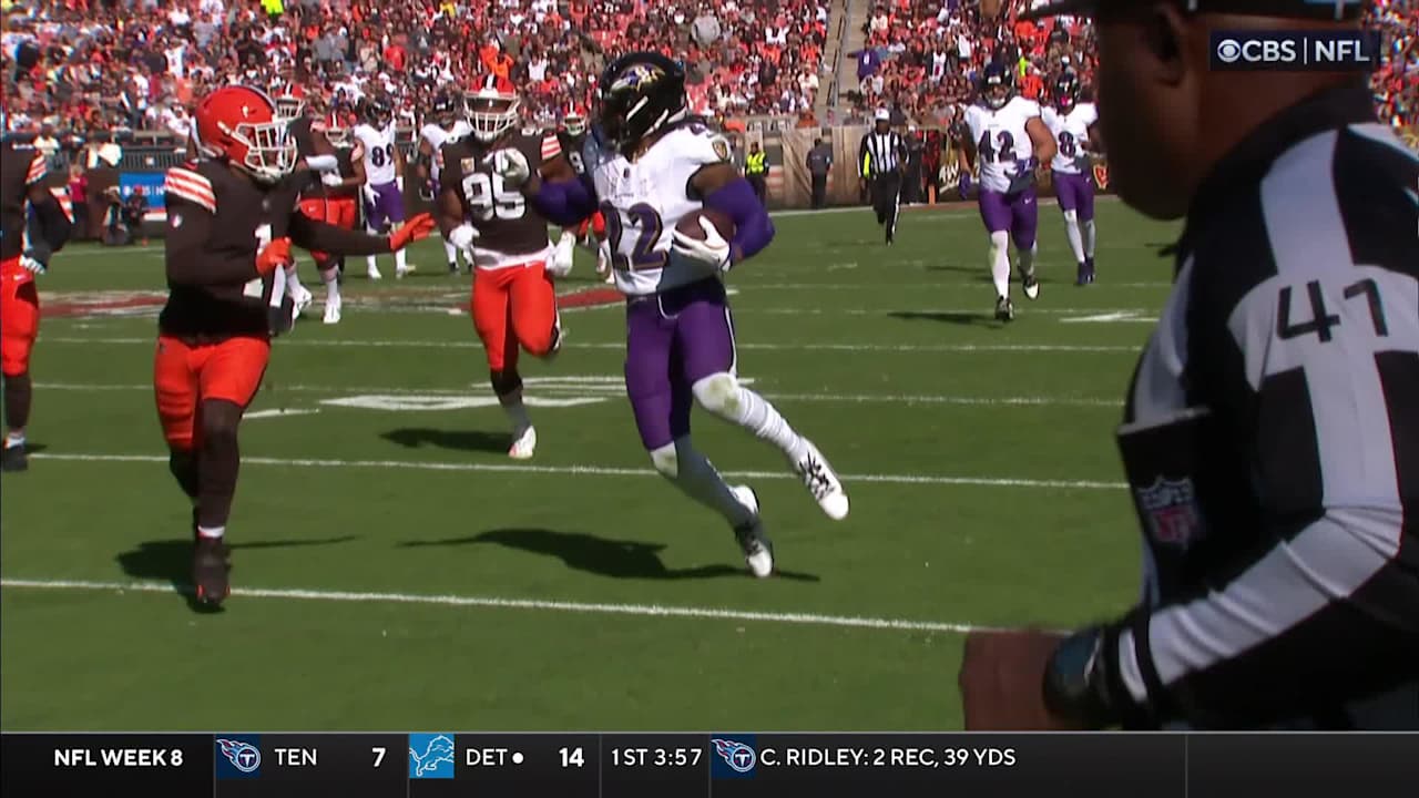 Baltimore Ravens running back Derrick Henry's 39-yard run gets Ravens rolling into Cleveland ...