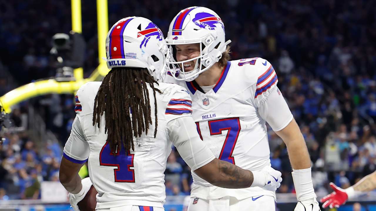 Bills QB Josh Allen, Buccaneers QB Baker Mayfield highlight Players of ...