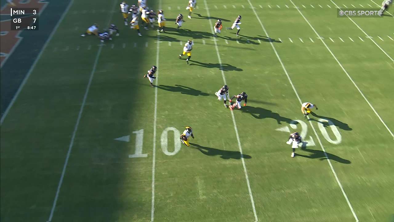 Pittsburgh Steelers running back Jaylen Warren's ambitious hurdle try ...