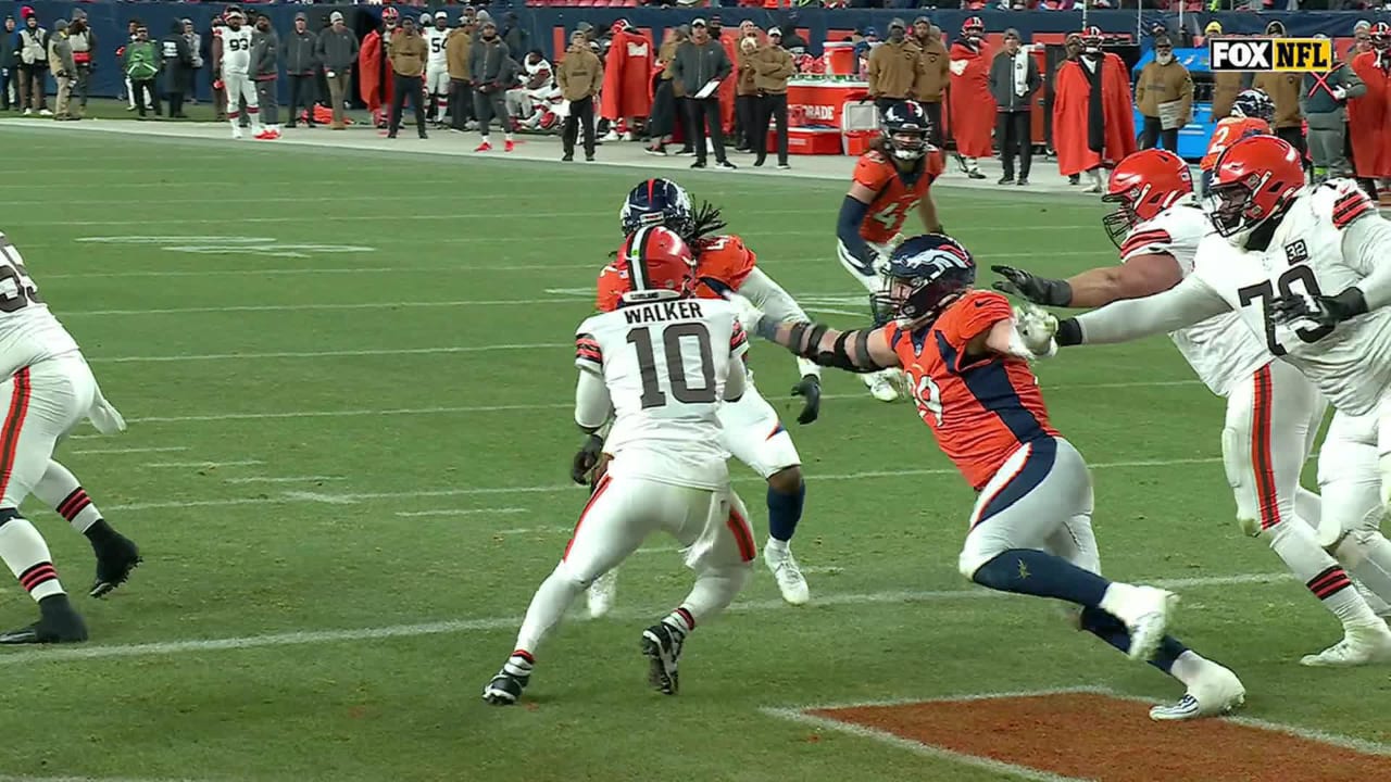Denver Broncos defensive end Zach Allen sacks Cleveland Browns ...
