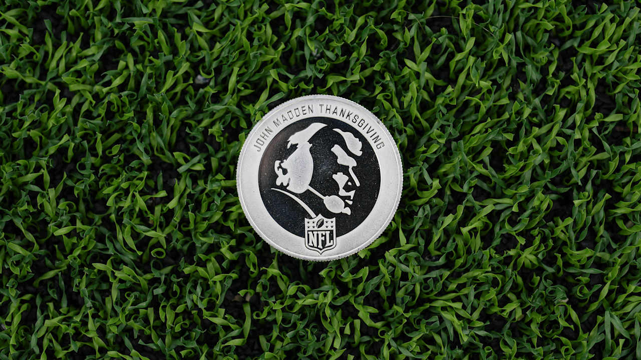 NFL community celebrates 2024 Thanksgiving Day on social media