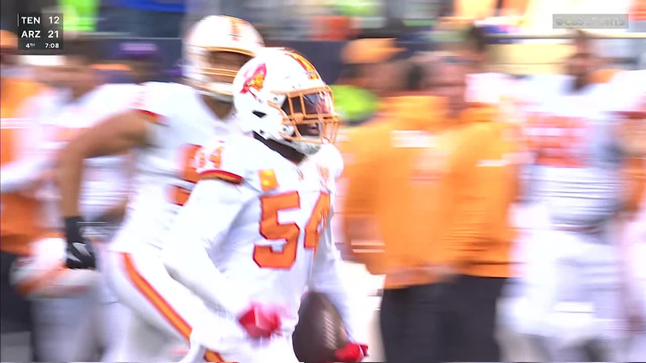 Can't-Miss Play: Game-changing interception! Tampa Bay Buccaneers linebacker Lavonte David picks ...