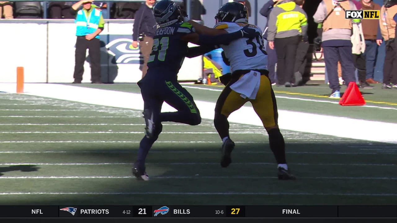 Pittsburgh Steelers running back Jaylen Warren shows Seattle Seahawks ...