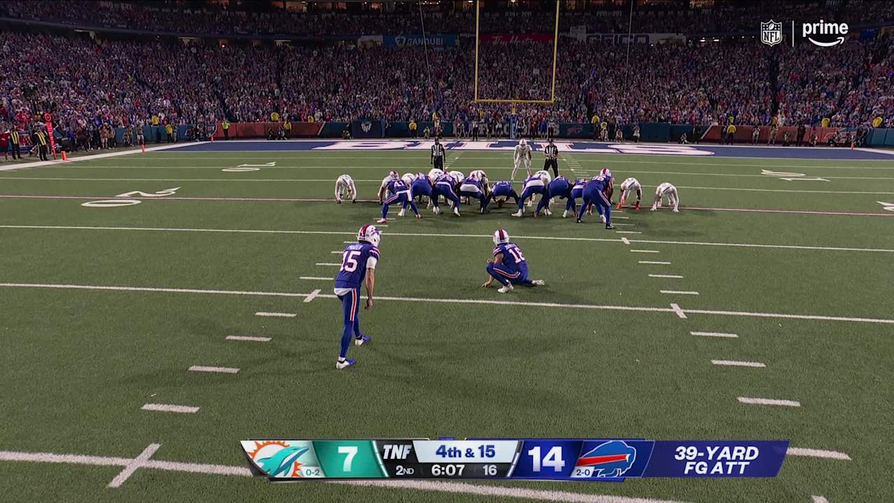 Buffalo Bills kicker Matt Prater shanks 39-yard field goal