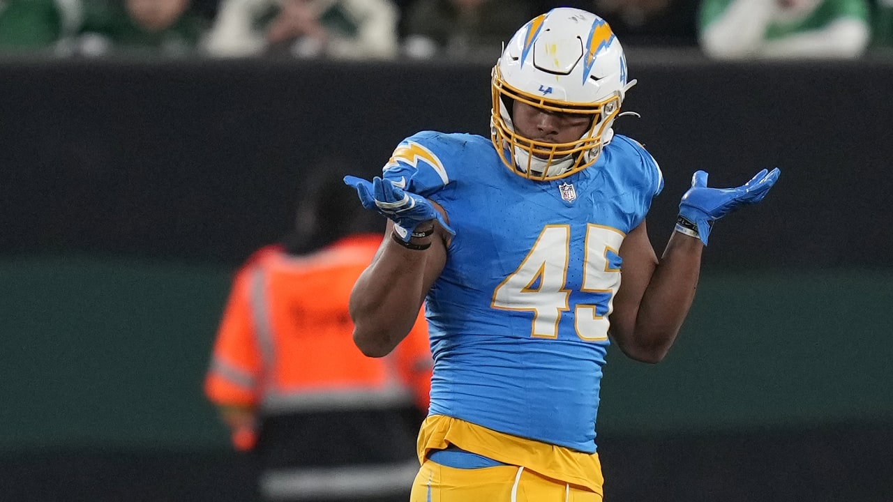 New York Jets quarterback Zach Wilson can't escape Los Angeles Chargers ...