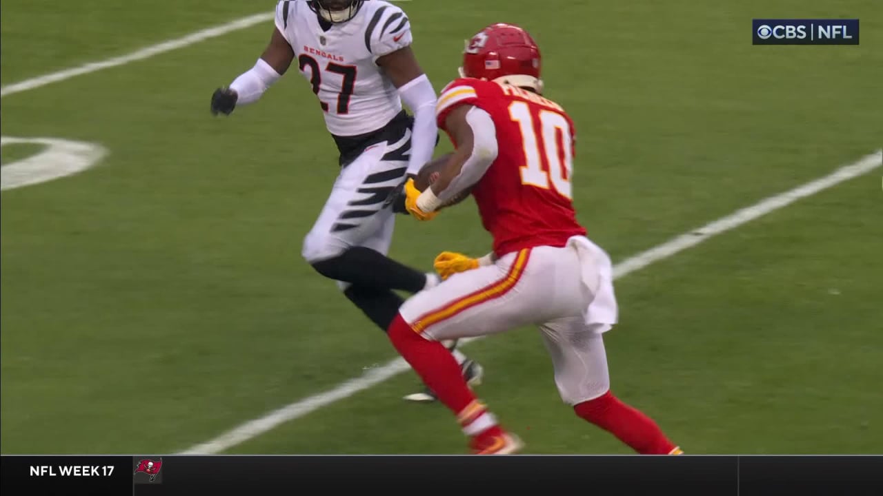 Kansas City Chiefs running back Isiah Pacheco breaks into the clear for ...