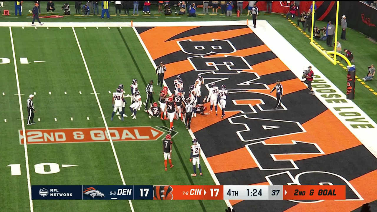 Cincinnati Bengals quarterback Joe Burrow sneaks in for a goal-line ...