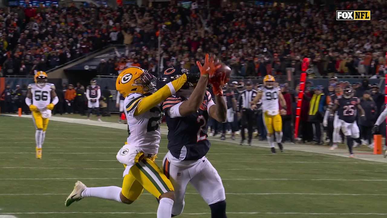Can’t-Miss Play: Chicago Bears quarterback Caleb Williams drops perfect ...