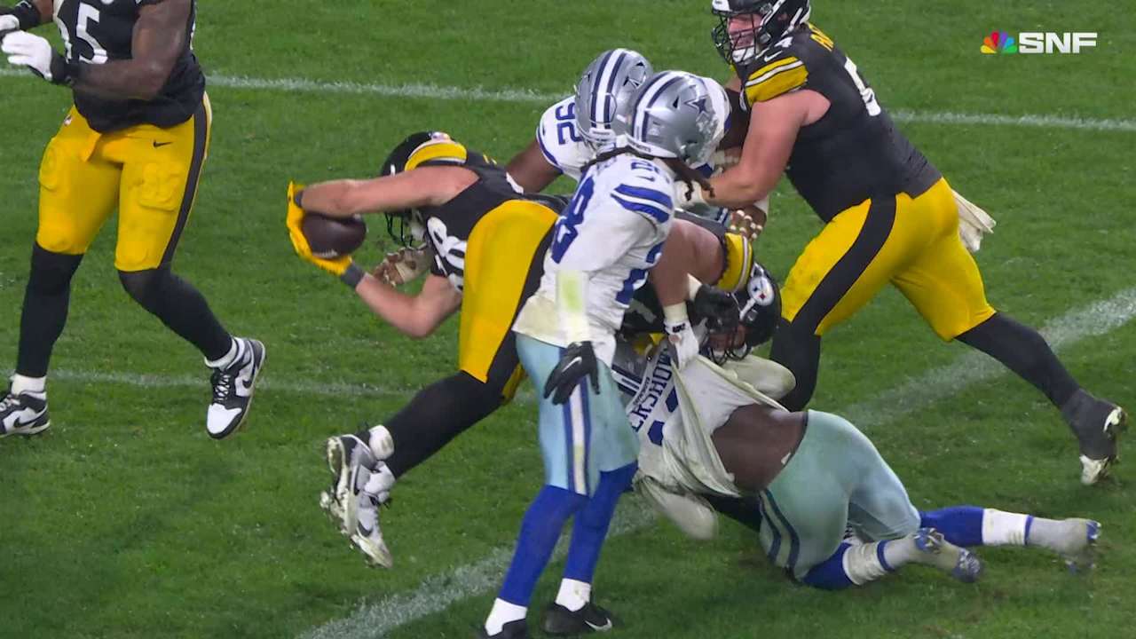 Pittsburgh Steelers quarterback Justin Fields flips shovel-pass ...