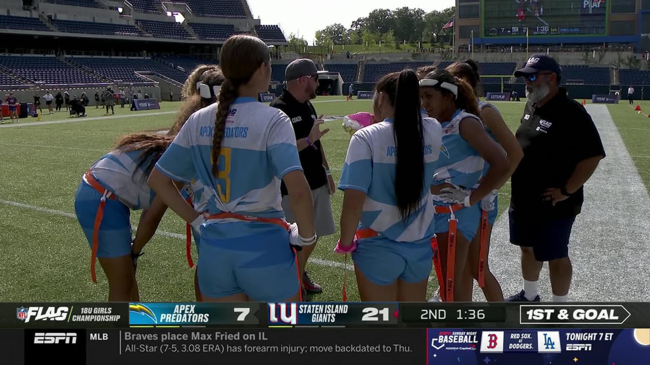 Staten Island Giants Allison Gandlin ices game for Staten Island Giants ...