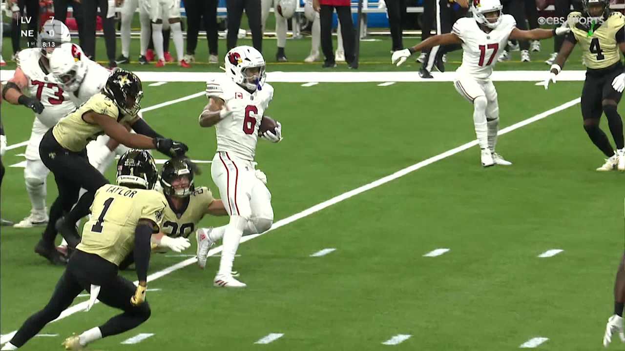Arizona Cardinals running back James Conner powers up middle for 12 ...