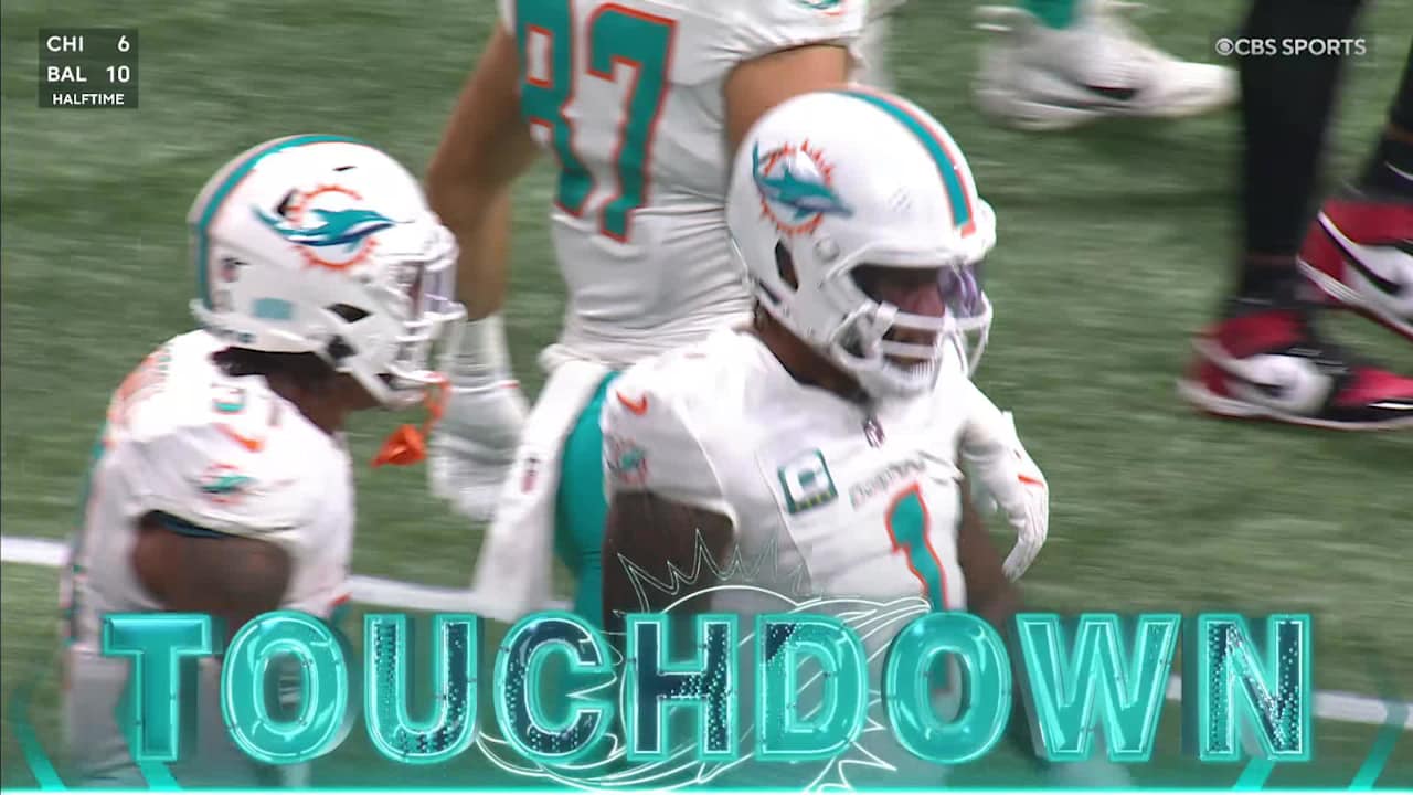 Miami Dolphins quarterback Tua Tagovailoa's second touchdown pass of ...