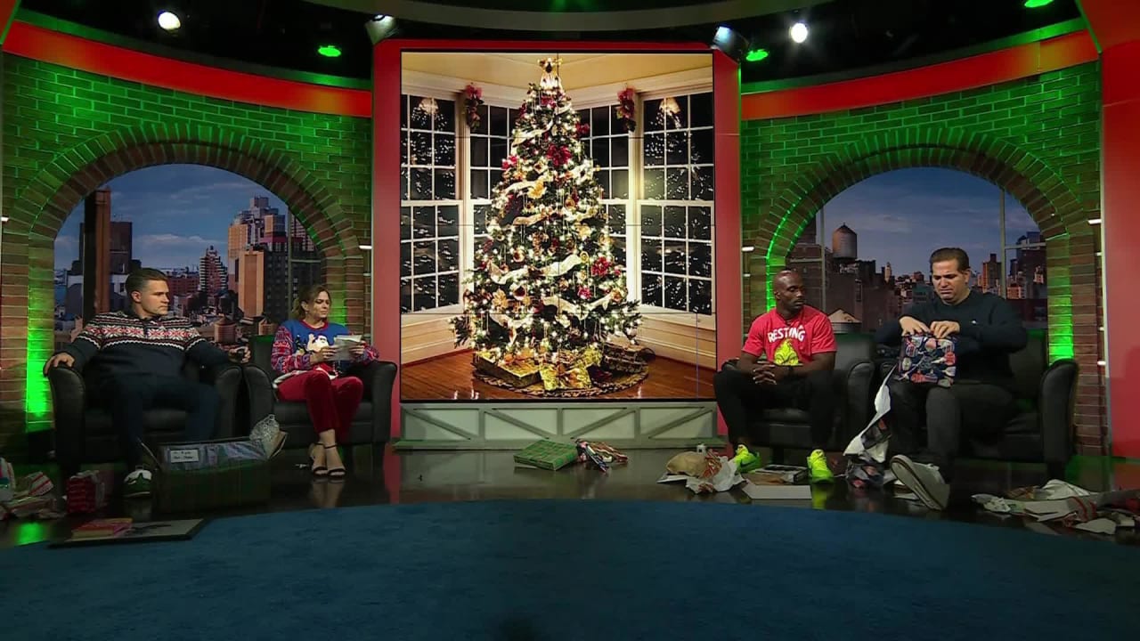 'GMFB' receives gift from Baltimore Ravens during 2023 holiday season