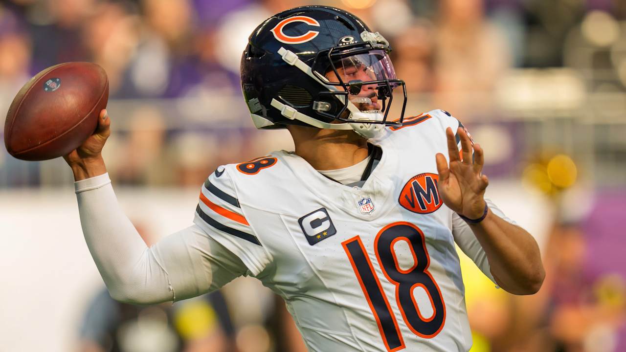 Caleb Williams: 'It'd be cool' to be first Bears QB to hit 4K passing