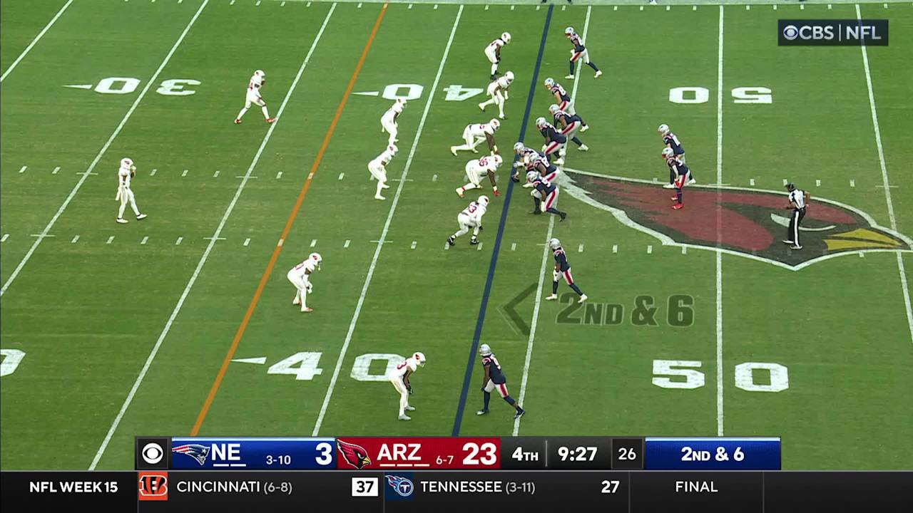 New England Patriots wide receiver Kendrick Bourne reels in a diving ...