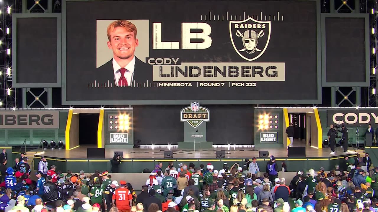The Las Vegas Raiders select Minnesota Golden Gophers linebacker Cody ...