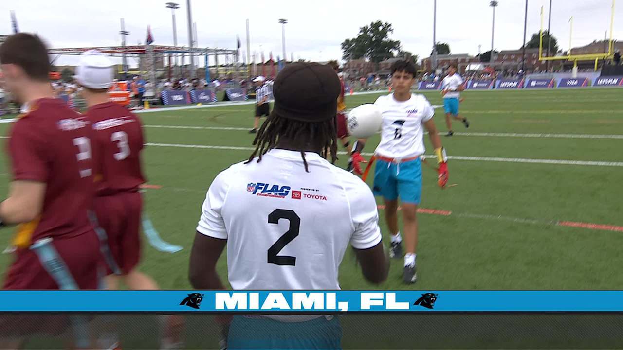 Eric McDaniel somehow pulls in juggling catch for first score of game
