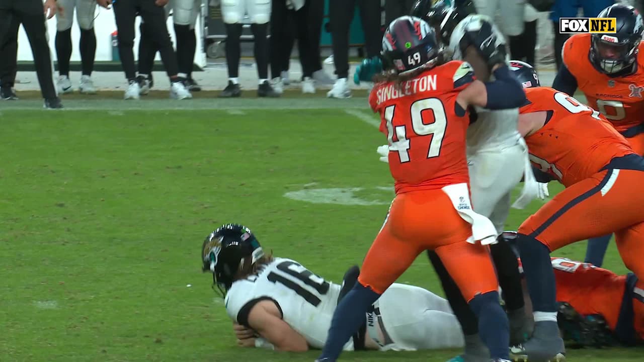 Denver Broncos defensive end John Franklin-Meyers pulls down ...