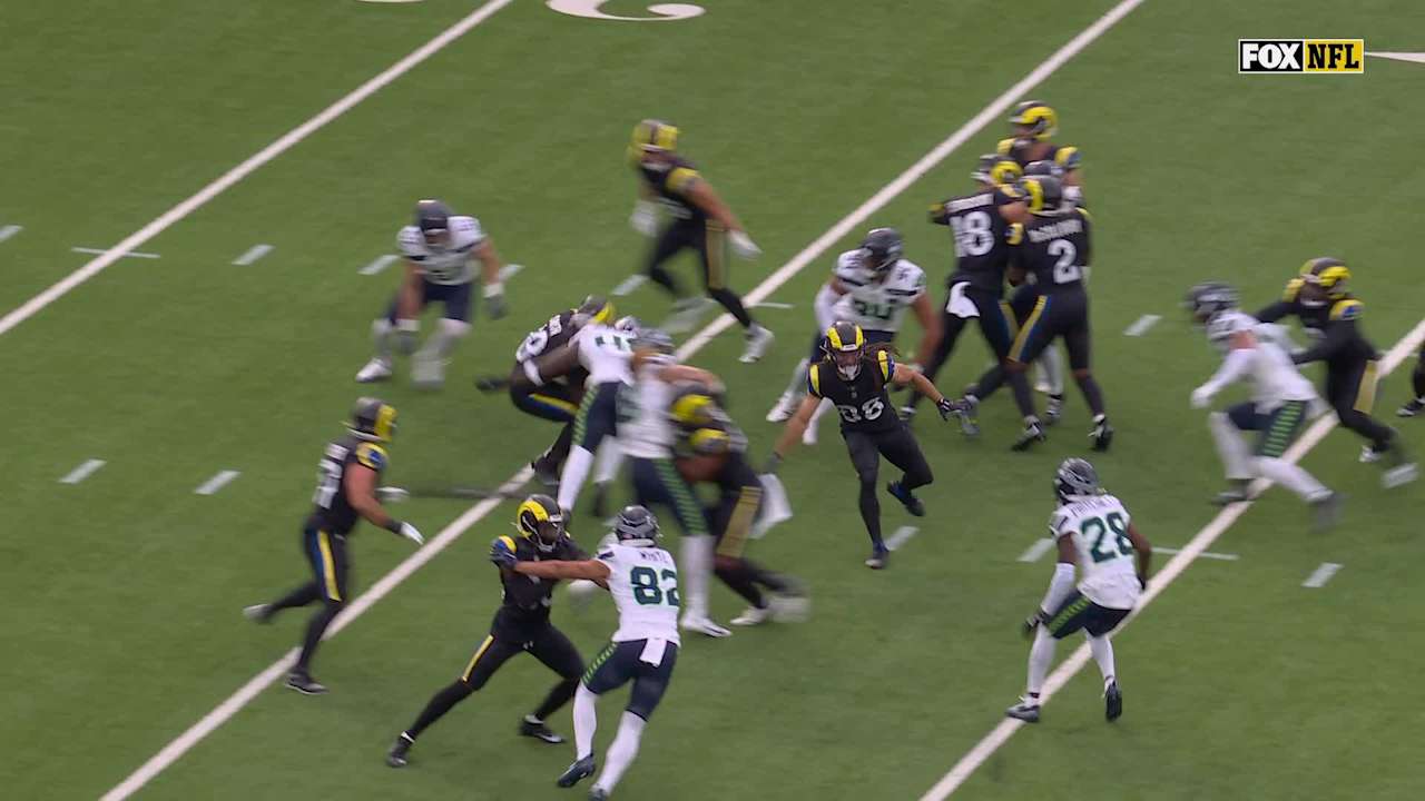 Seattle Seahawks linebacker Tyrice Knight LEVELS Los Angeles Rams wide ...