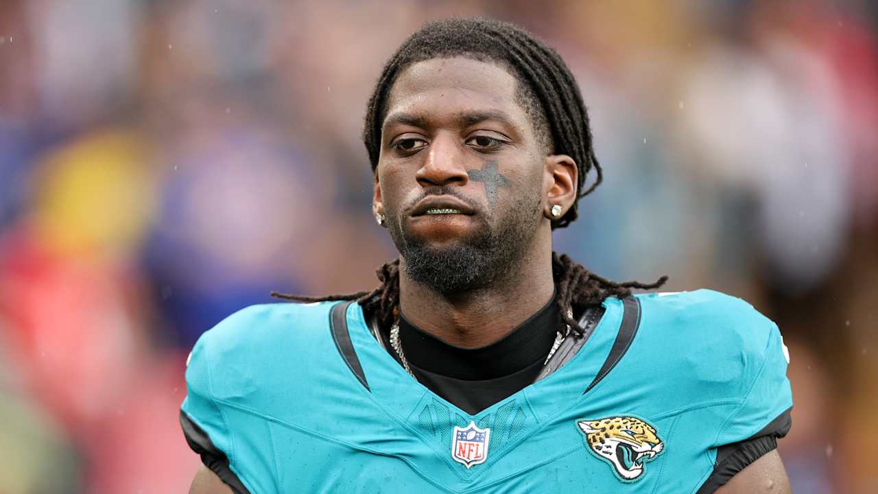 NFL Week 12 inactives: Players ruled out for Sunday's 12 games