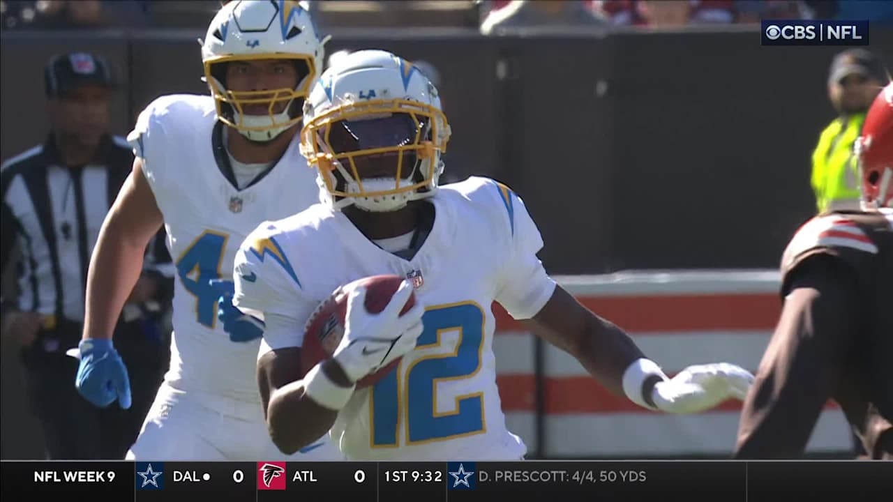 Los Angeles Chargers wide receiver Derius Davis' 55-yard punt return ...