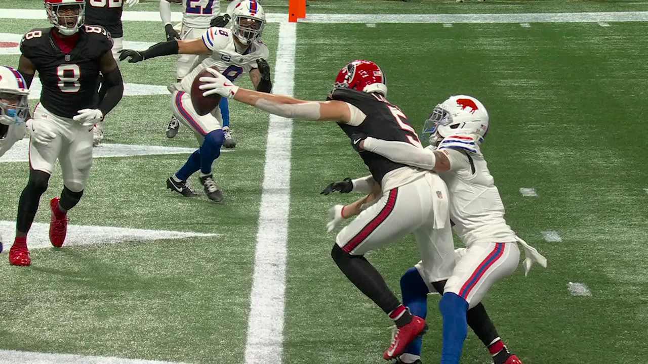 Atlanta Falcons wide receiver Drake London's incredible reach after 9 ...