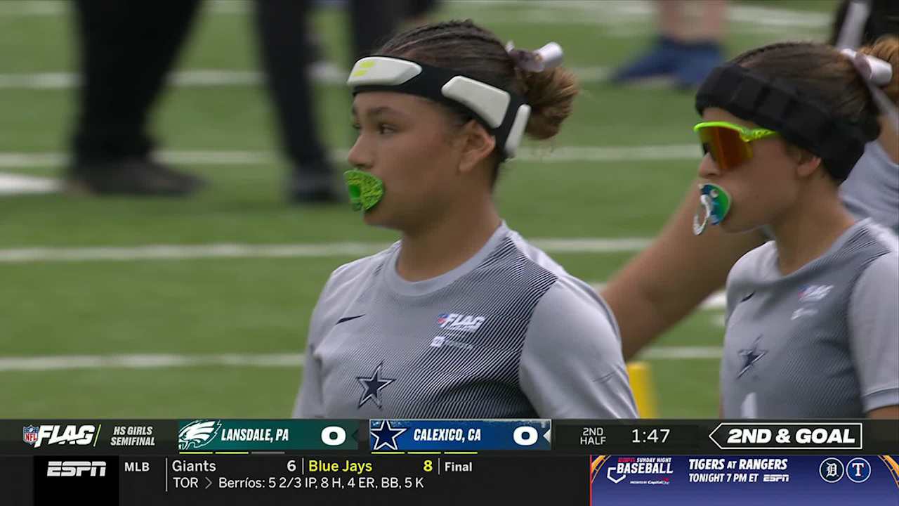 Bad Rabbits Cowboys Giovanna Ortiz threads deep-ball pass between two ...
