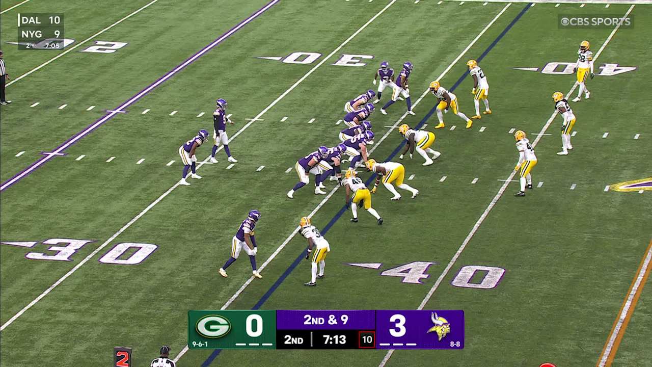 Minnesota Vikings wide receiver Justin Jefferson surpasses 1,000-yard ...