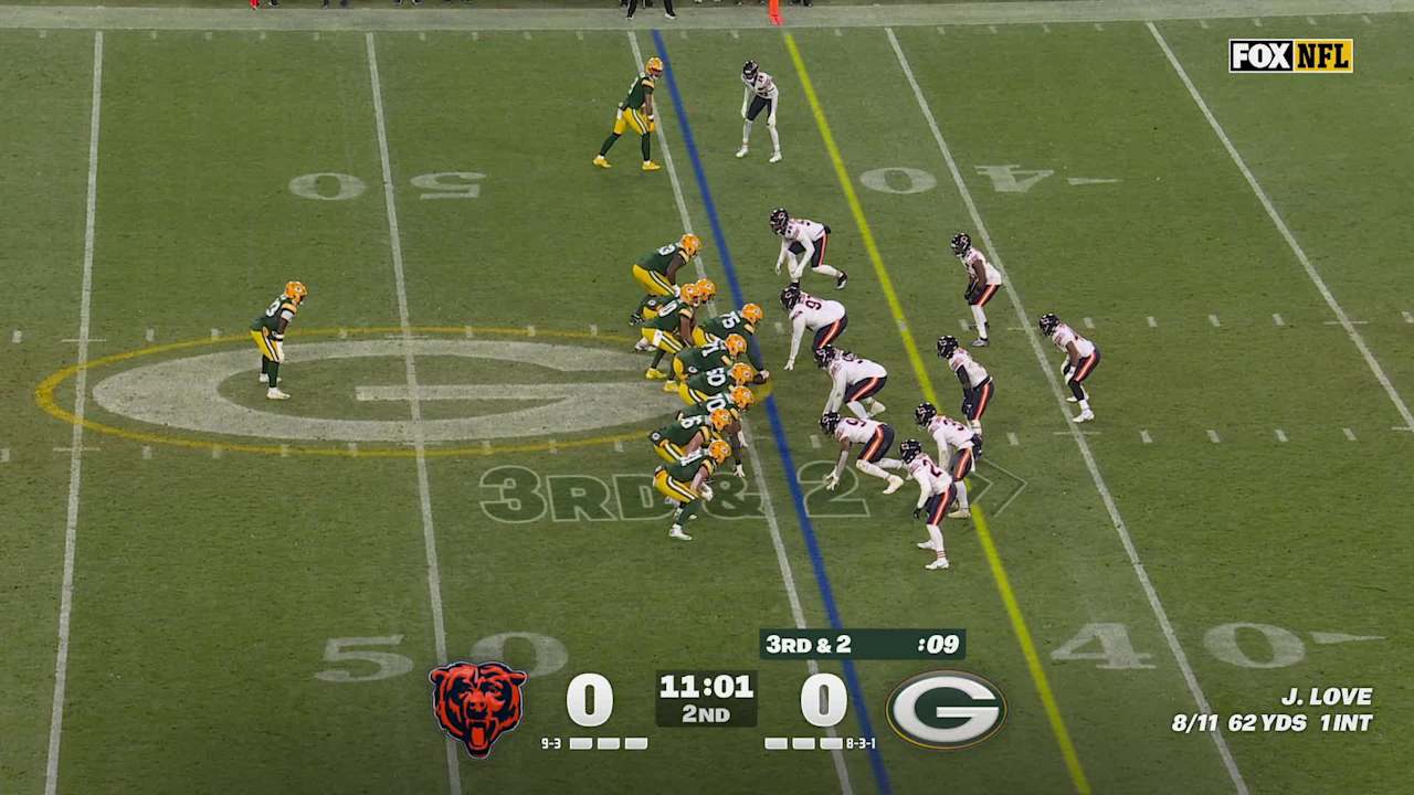 Green Bay Packers tight end Josh Whyle's 21-yard reception moves Packers deep into Chicago Bears ...