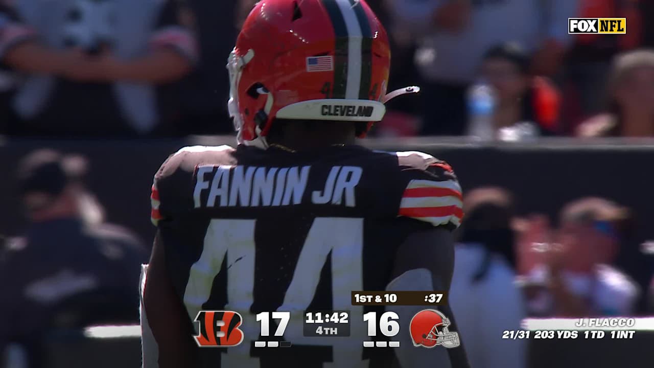 Cleveland Browns rookie tight end Harold Fannin Jr.'s 22-yard reception ...