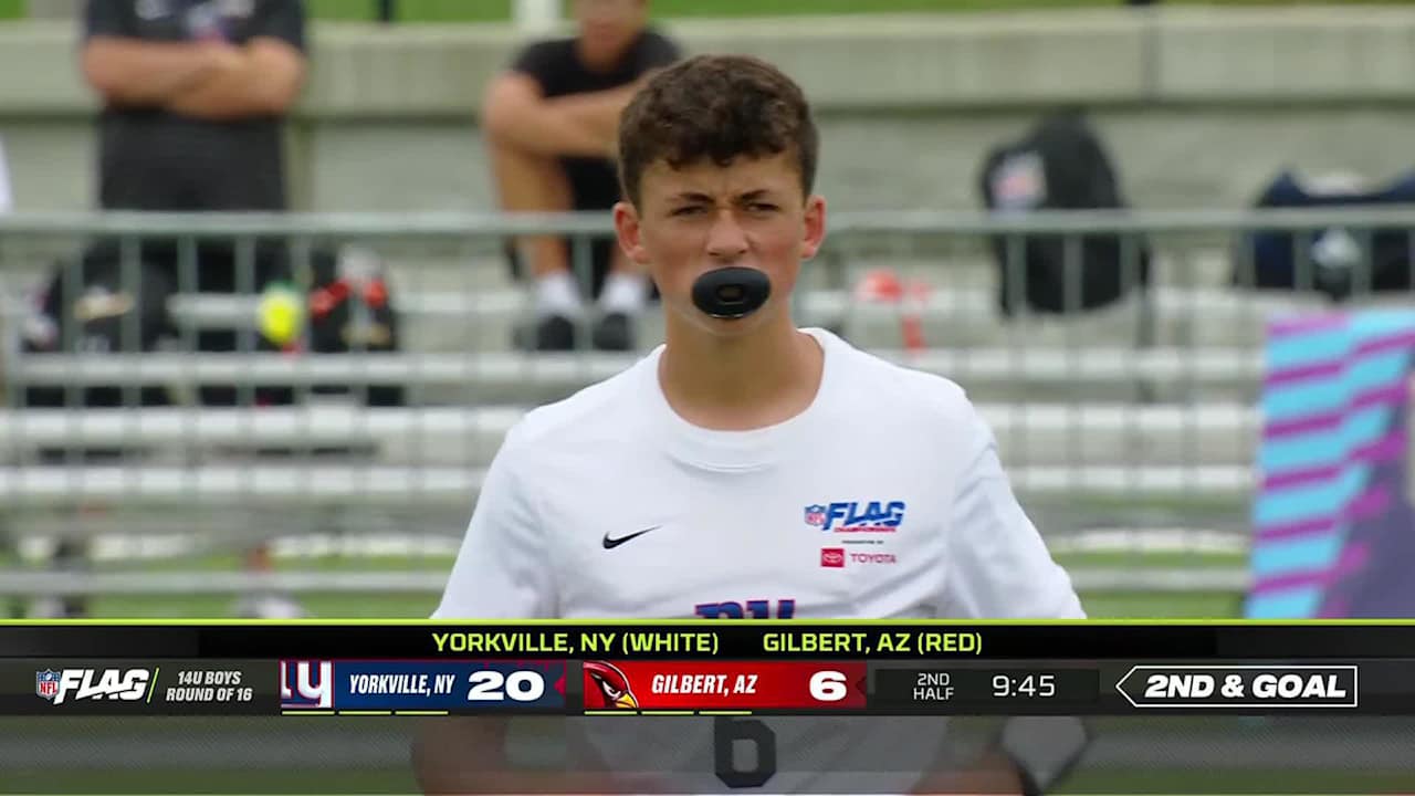 Alex Kramer finds Caleb Rivera across middle for TD