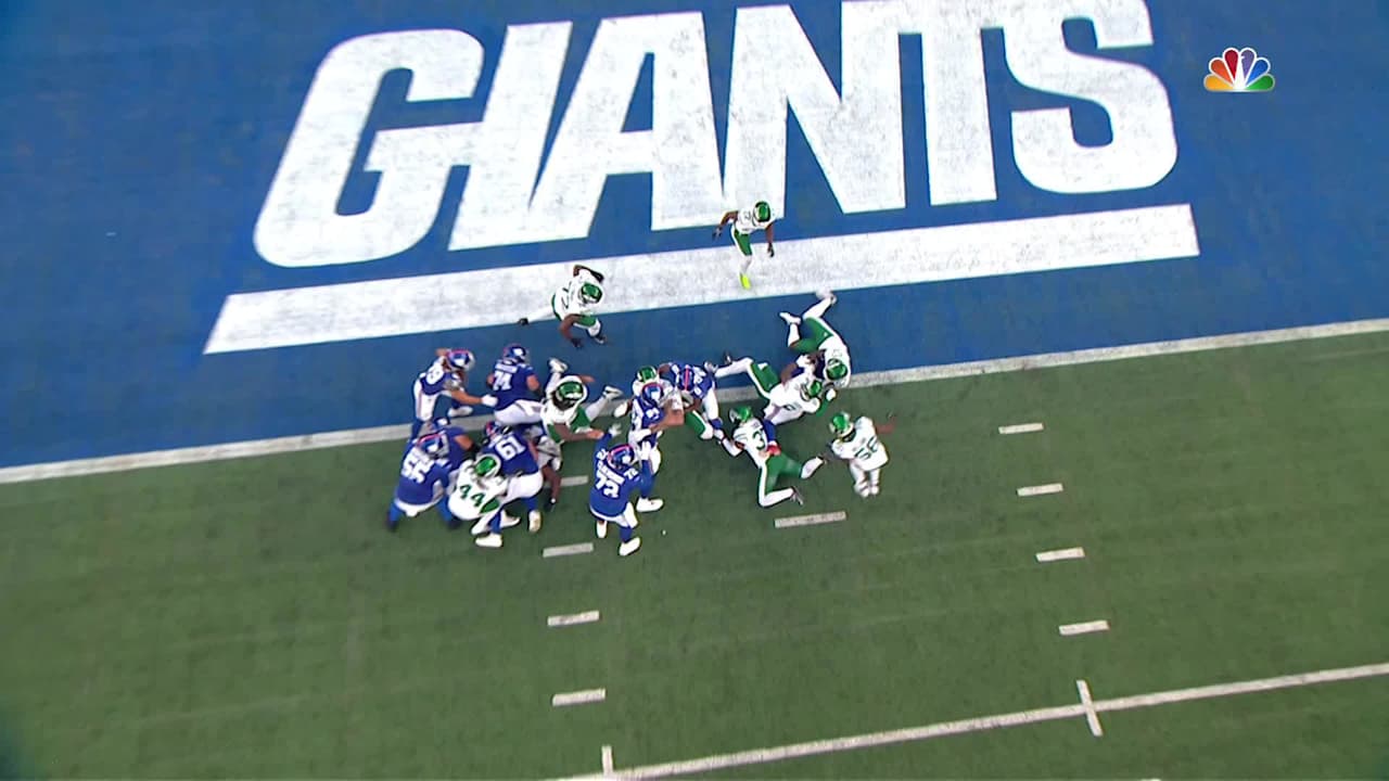 New York Giants running back Devin Singletary caps Giants' first drive ...