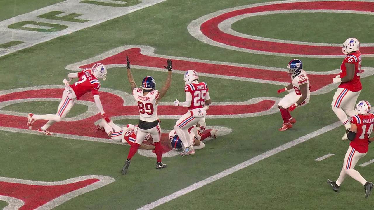 New York Giants wide receiver Darius Slayton's 30-yard catch-and-run ...
