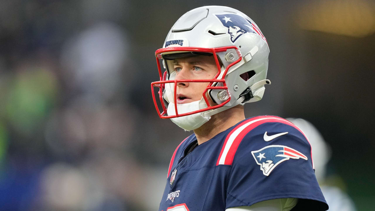 Bill Belichick on benching QB Mac Jones in loss to Colts: 'Thought it ...