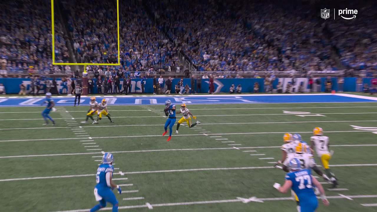 Detroit Lions wide receiver Amon-Ra St. Brown's 17-yard dig-route puts ...