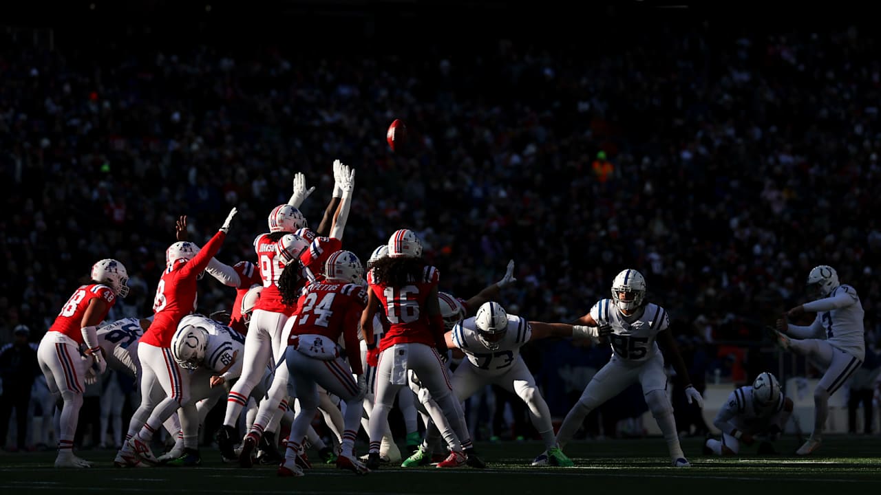 Top 10 Photos from Week 13 of the 2024 Season