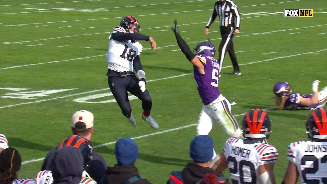 Can't-Miss Play: Best scrambling pass of 2024? Chicago Bears ...