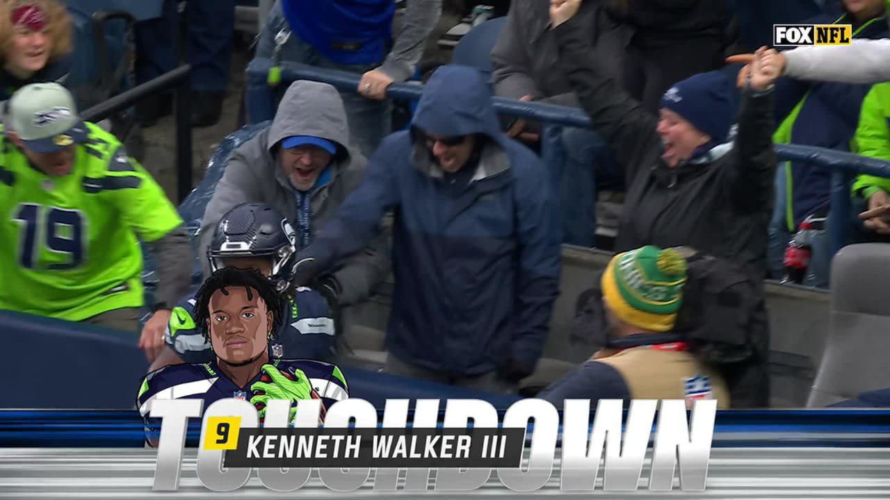 Can't-Miss Play: 64-yard TD! Seattle Seahawks running back Kenneth ...