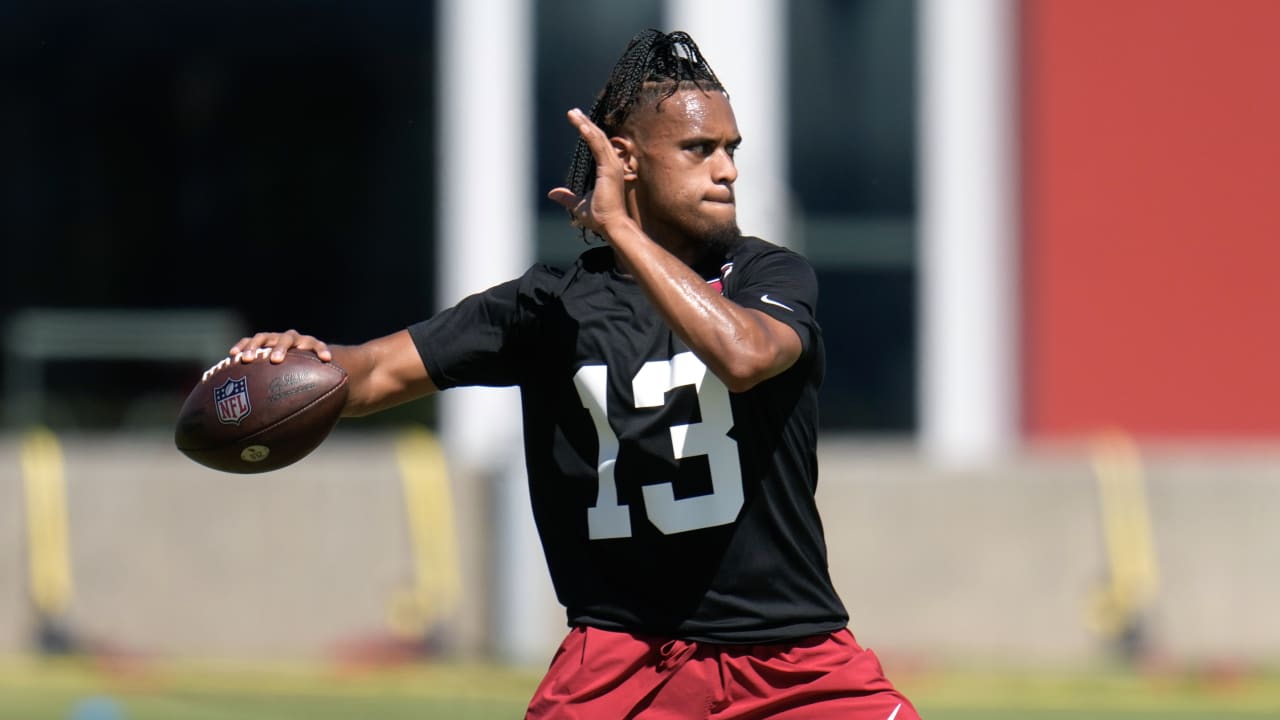 Taulia Tagovailoa, brother of Dolphins QB Tua Tagovailoa, signs with ...